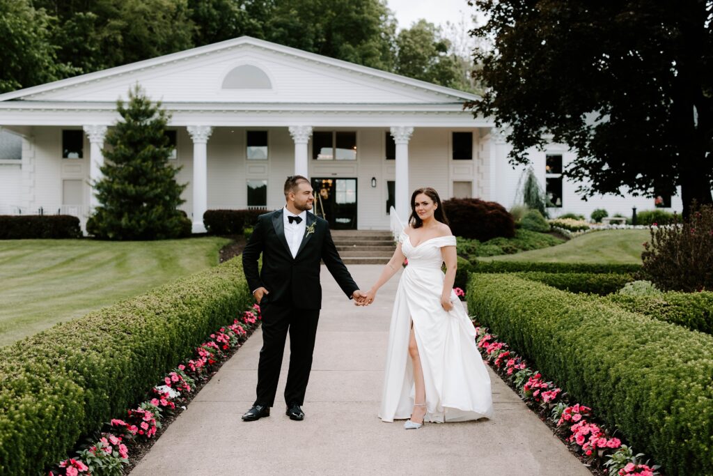 Classy Farmington Polo Club Wedding | Amanda & Rob ...