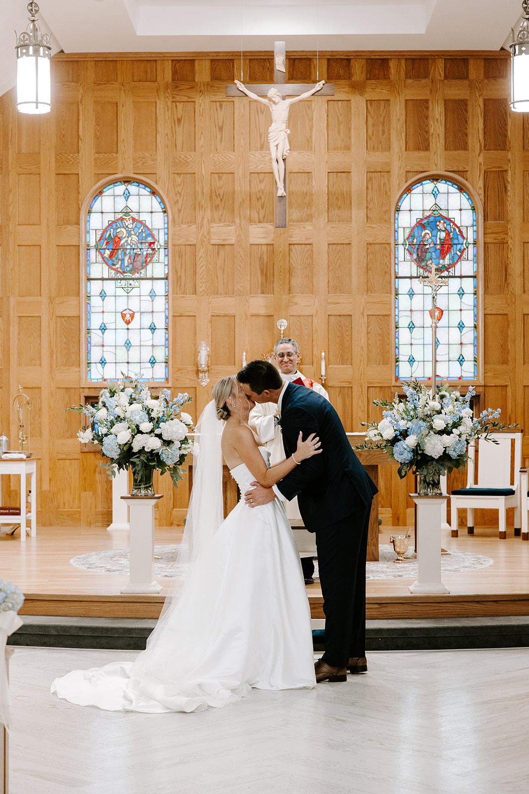 Classic Cape Cod Wedding at Wychmere Beach Club | Katie & Nate ...
